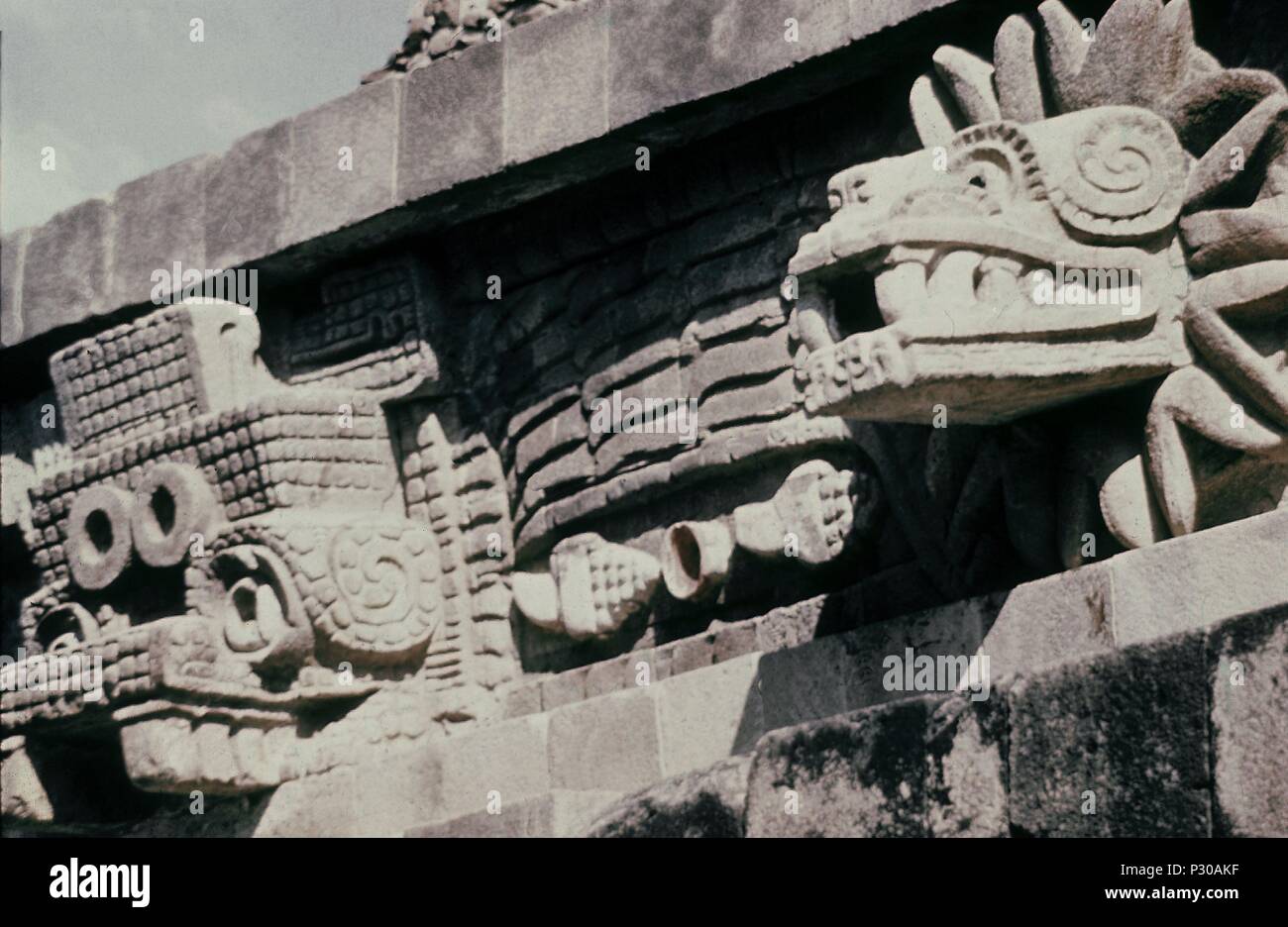 Templo De Quetzalcoatl Banque d'image et photos - Alamy