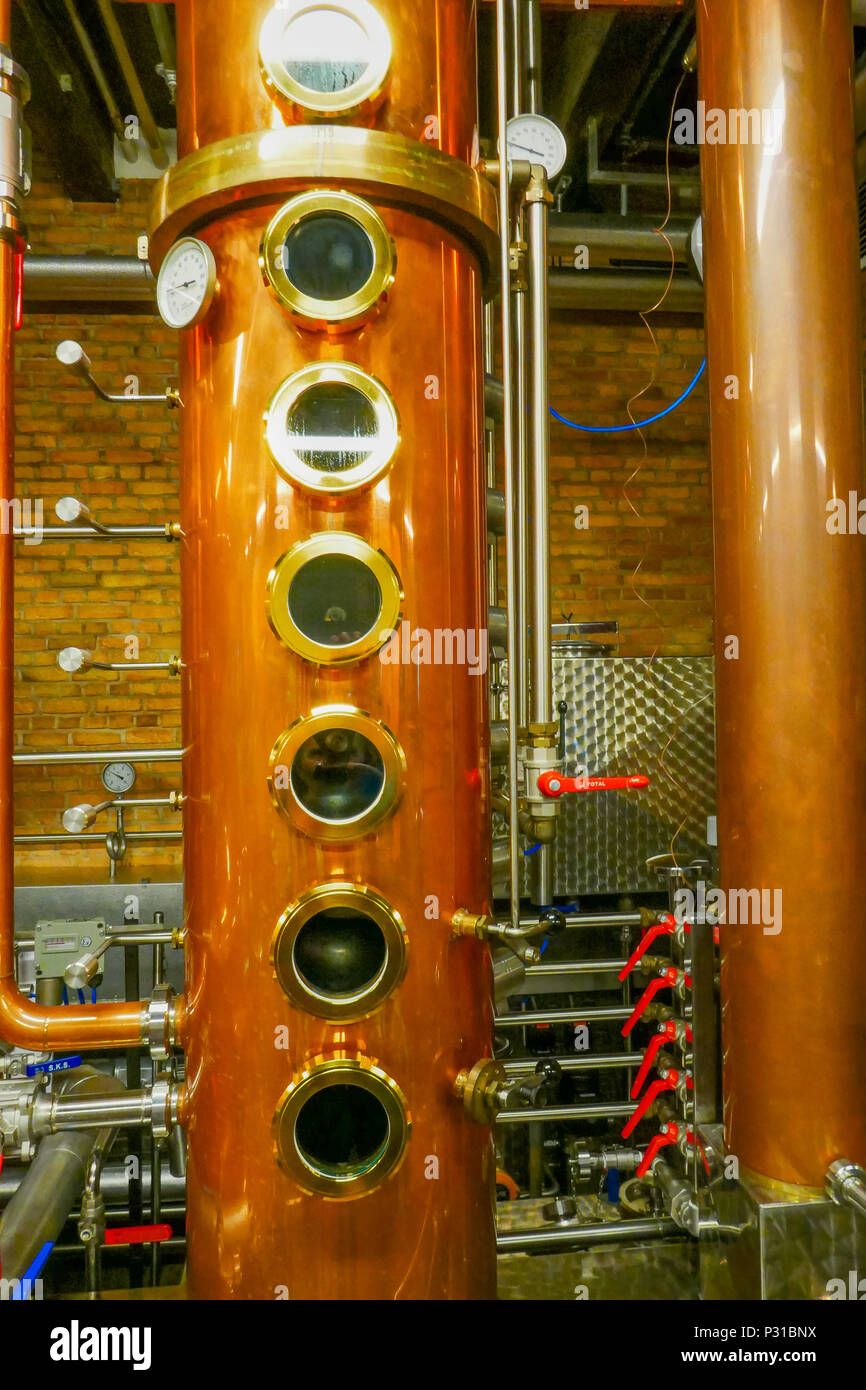 Distillation ancient Banque de photographies et d’images à haute ...