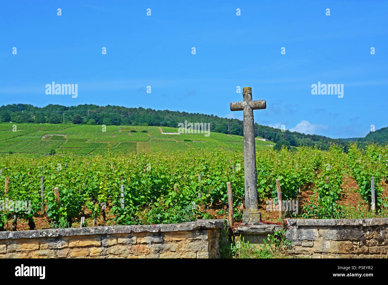 Stone cross romanee conti Banque de photographies et d’images à haute ...