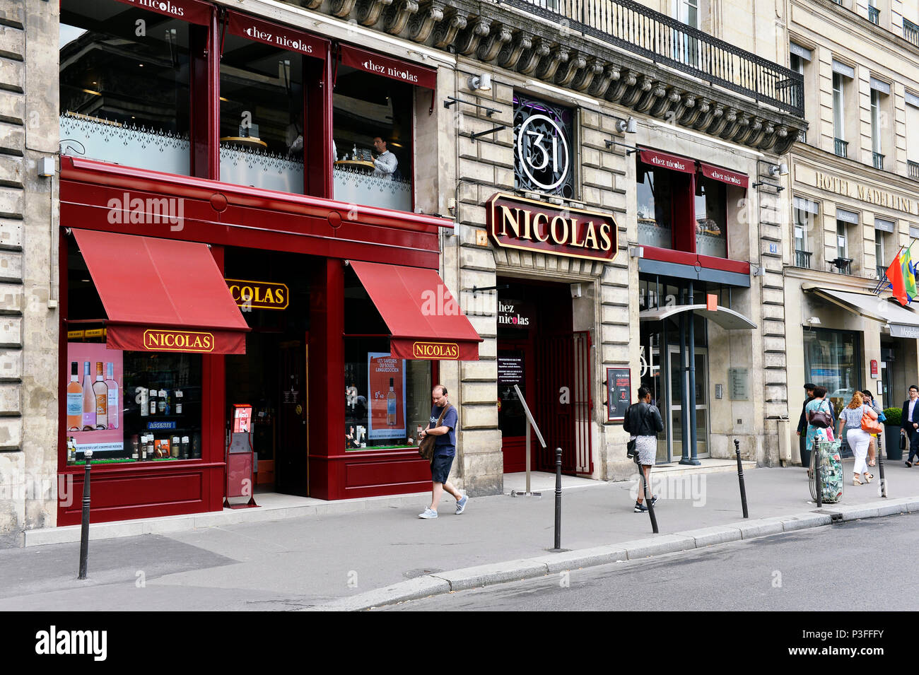 Nicolas wine Banque de photographies et d’images à haute résolution - Alamy