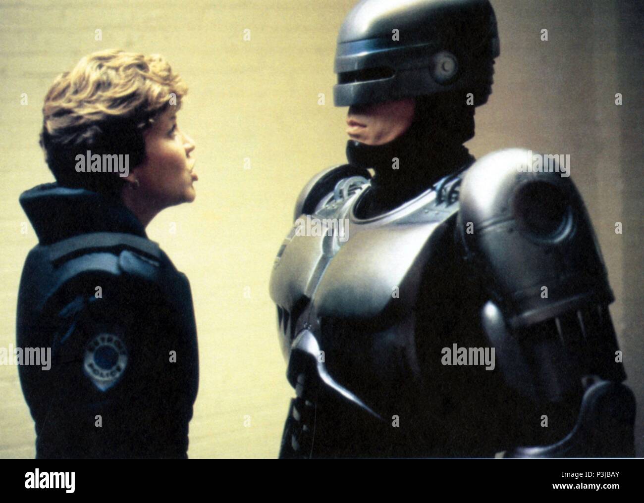 Robocop 1987 Nancy Allen Banque d'image et photos - Alamy