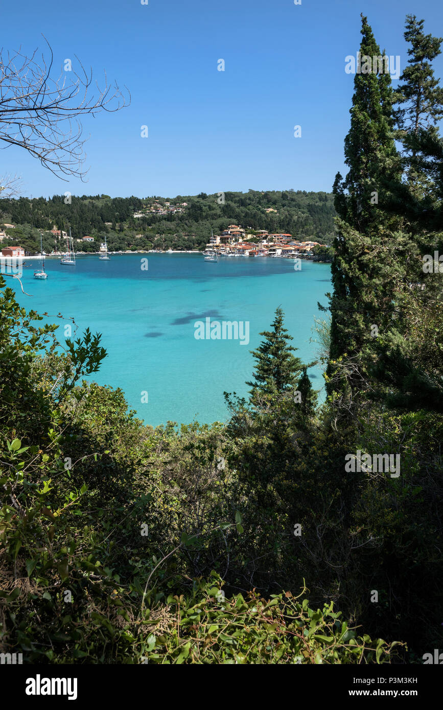 Lakka village Banque de photographies et d’images à haute résolution ...
