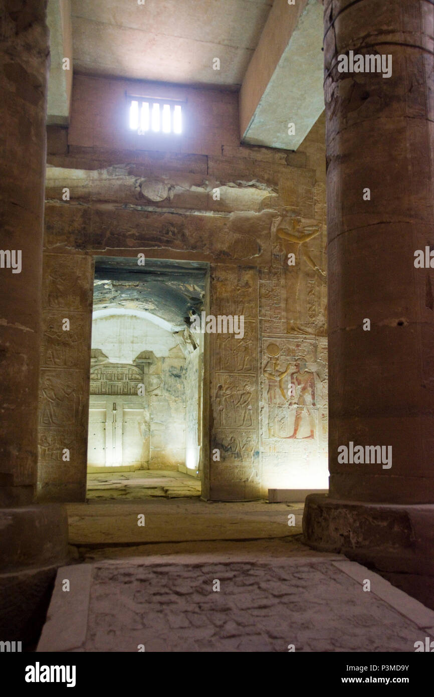 Intérieur du Temple de pharaon Seti I, Abydos, Egypte Photo Stock - Alamy