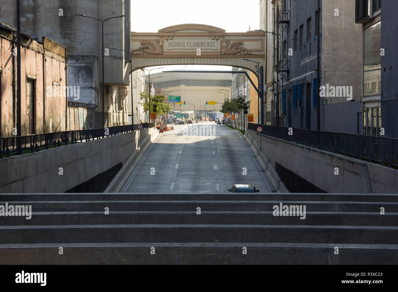 Vista do entorno Do Moinho Fluminense, na região portuária da Cidade do ...
