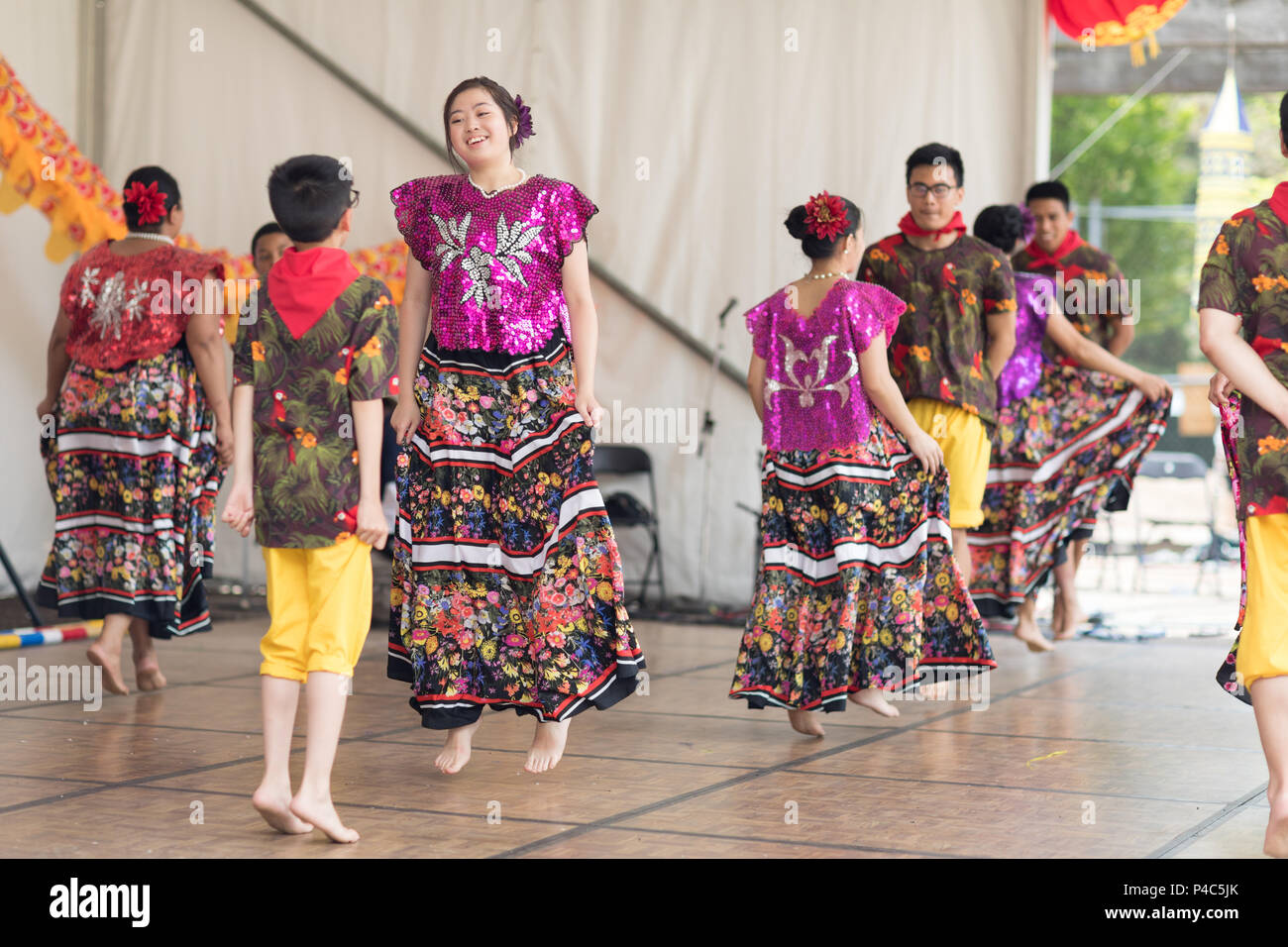 Sayaw philippin Banque de photographies et d’images à haute résolution ...