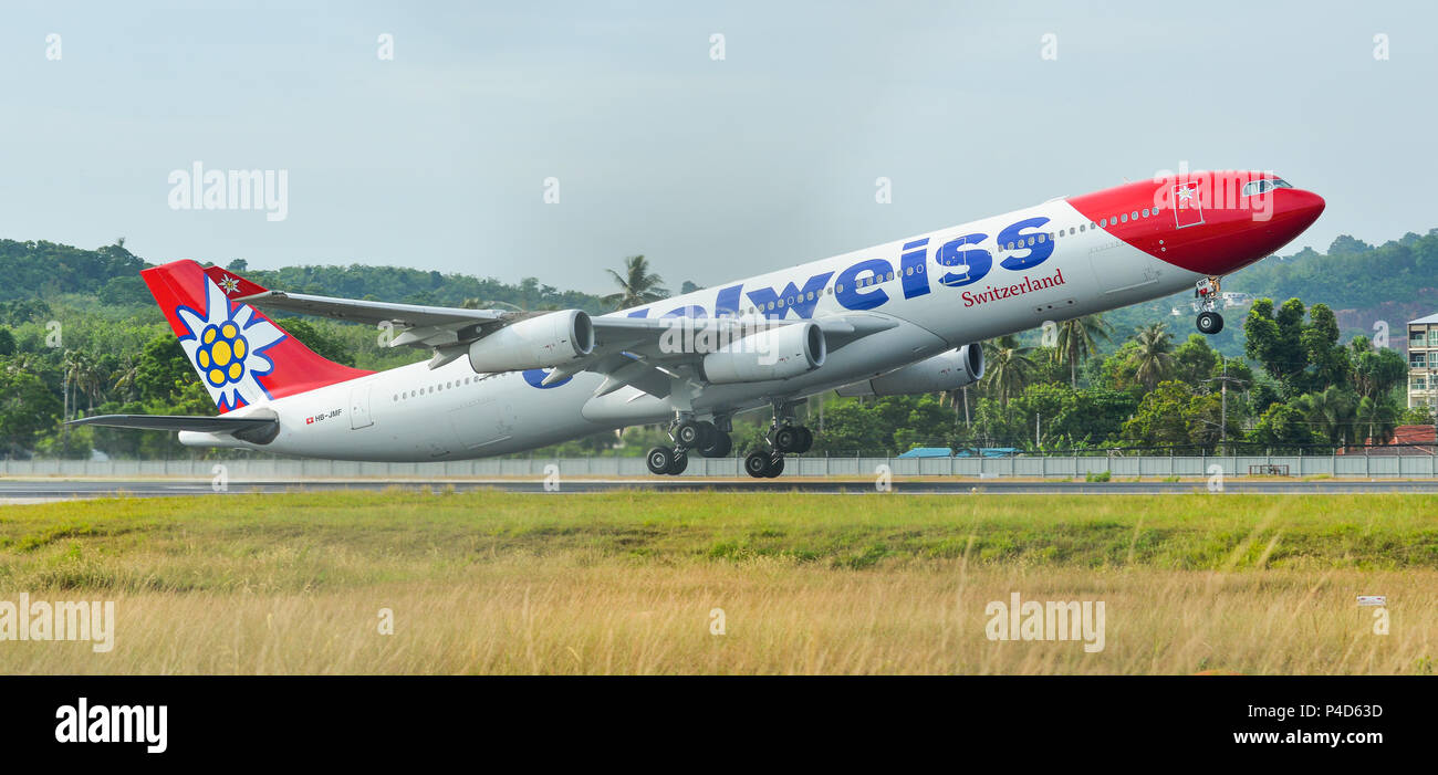 Avion edelweiss air airbus a340 300 Banque de photographies et d’images ...