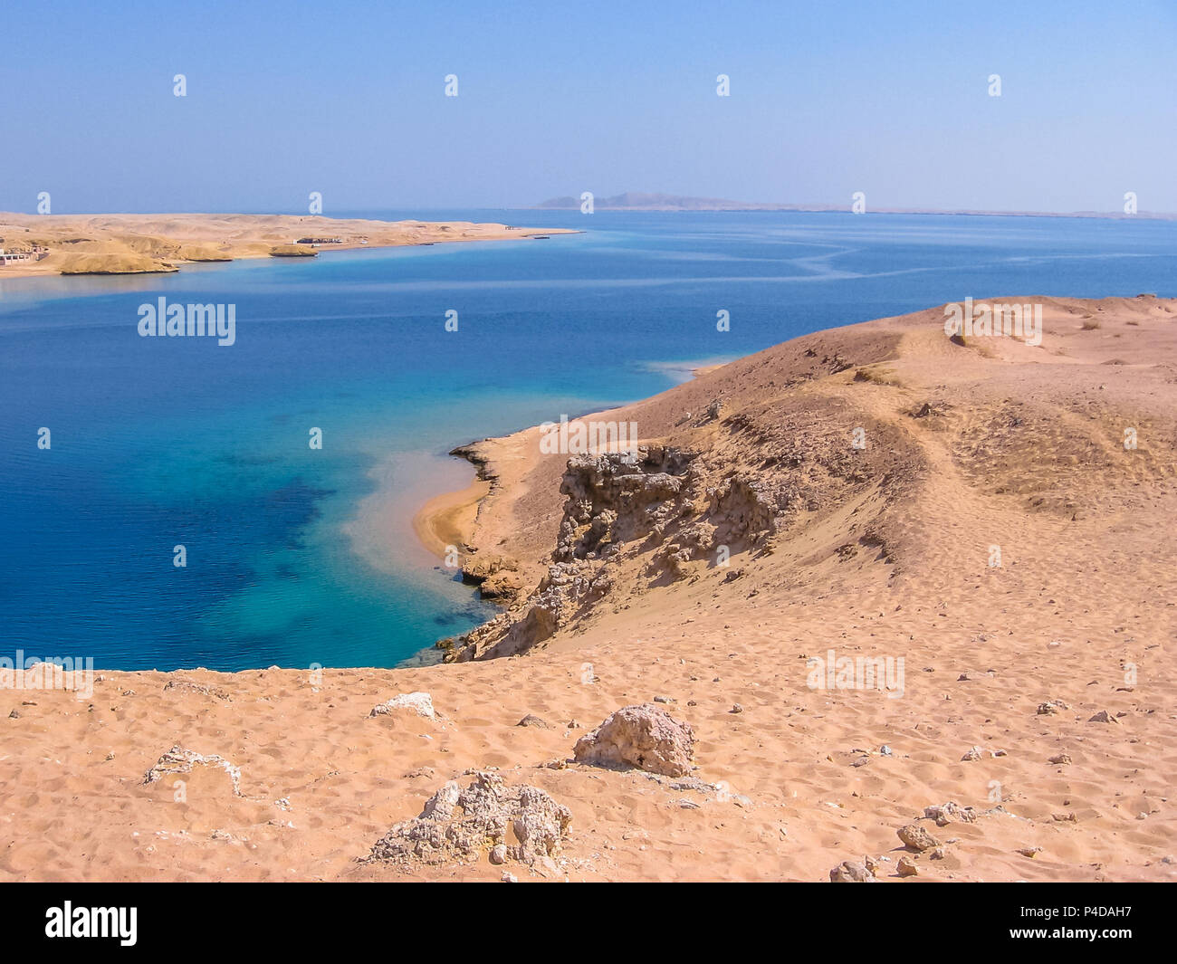 Vue aérienne du Parc National Ras Mohammed avec ses eaux claires et ...