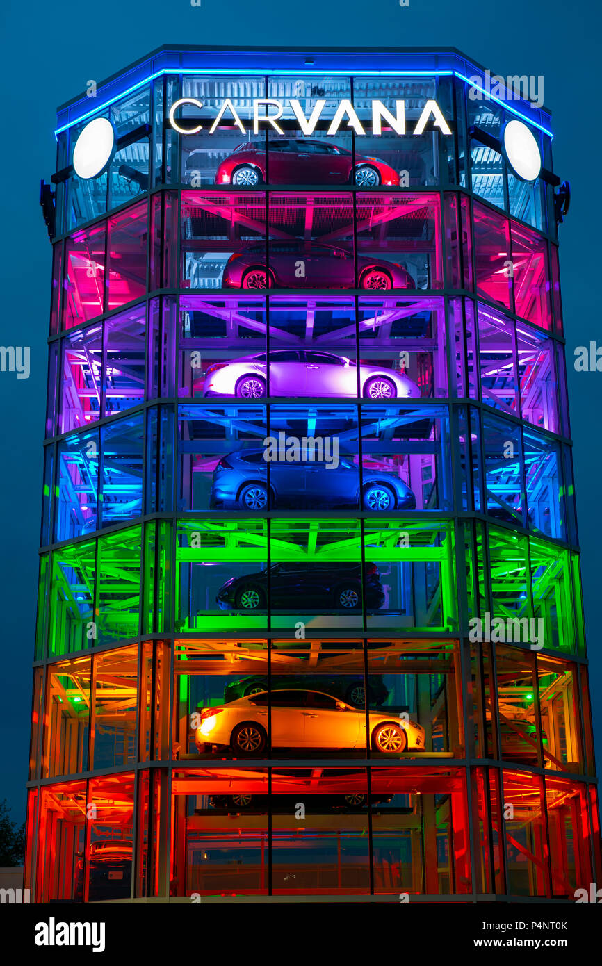 Comment utiliser un distributeur automatique Banque de photographies et ...