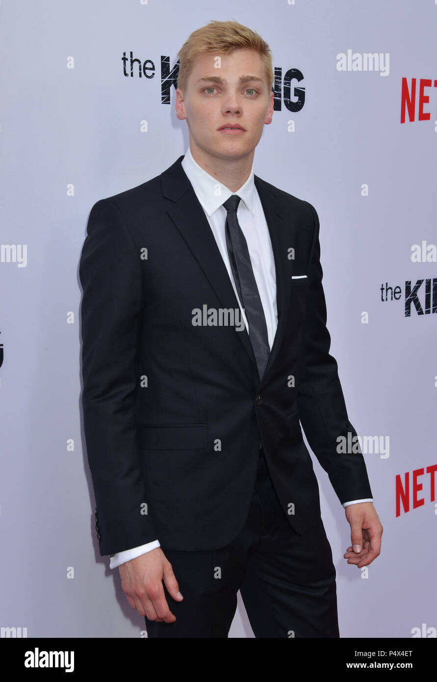 Levi Maeden arrivant à la mort première à l'Arclight Theatre de Los ...