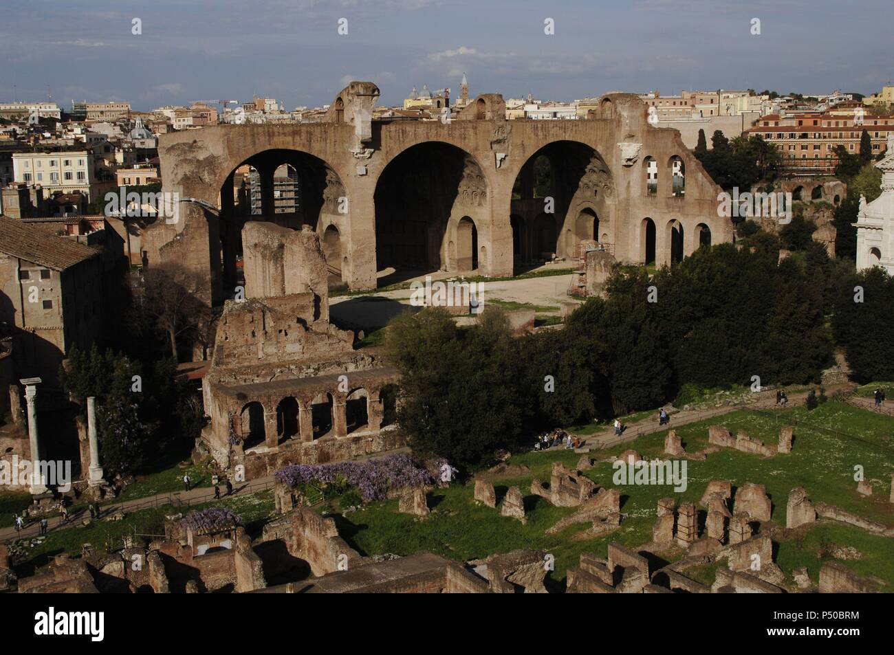 Italie la basilique de maxence et constantine Banque de photographies ...