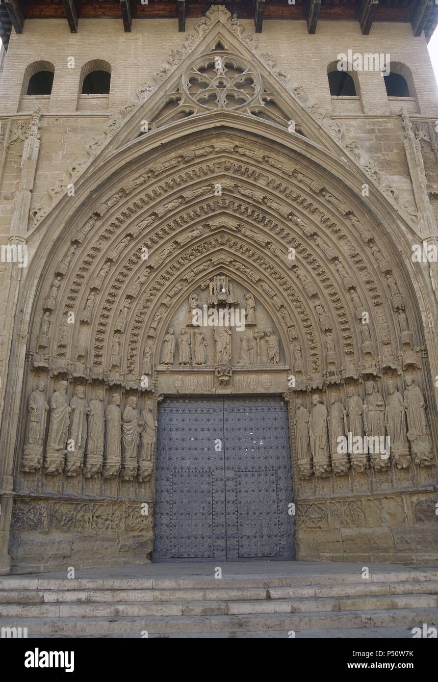 ARTE GOTICO. ESPAÑA. CATEDRAL DE HUESCA. Un Iniciada finales del s ...