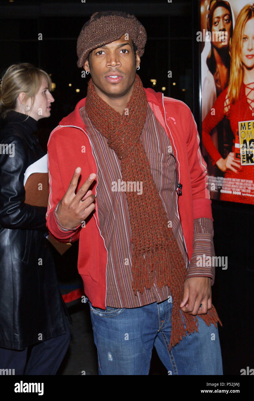Marlon Wayans arrivant à la pemiere de 'contre les cordes ' au Chinese ...