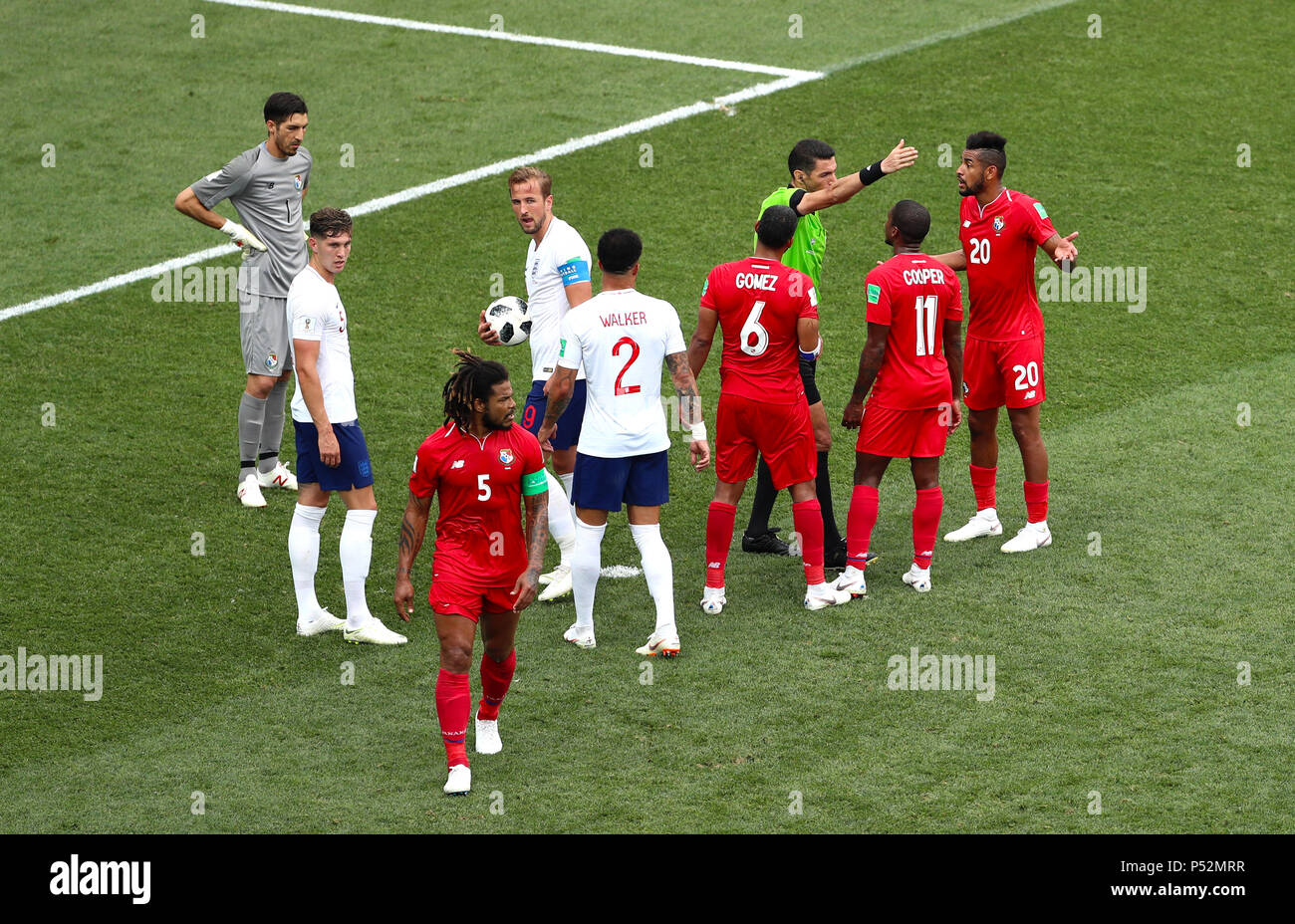 Gehad grisha referee Banque de photographies et d’images à haute ...