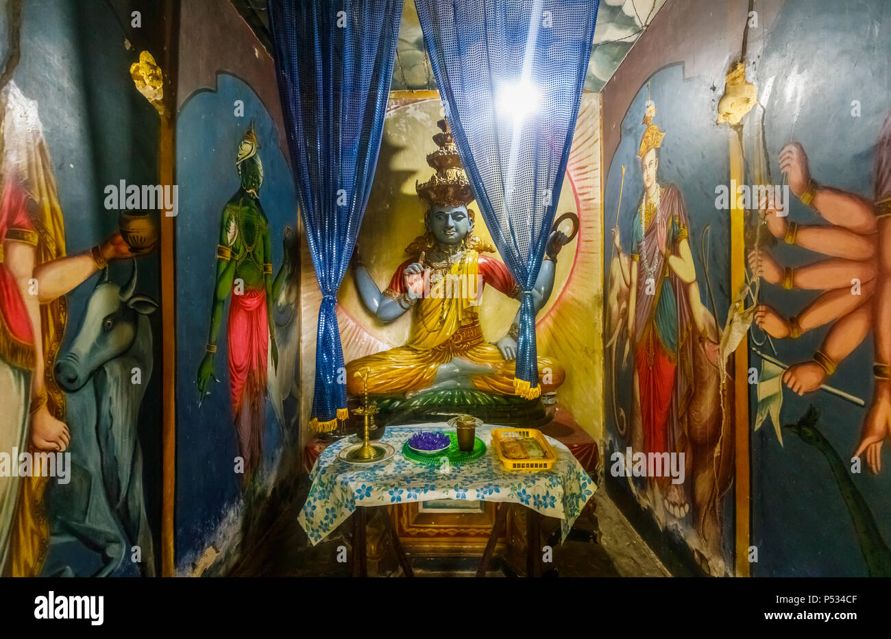 Sri wickramasinghe ancien temple Banque de photographies et d’images à ...