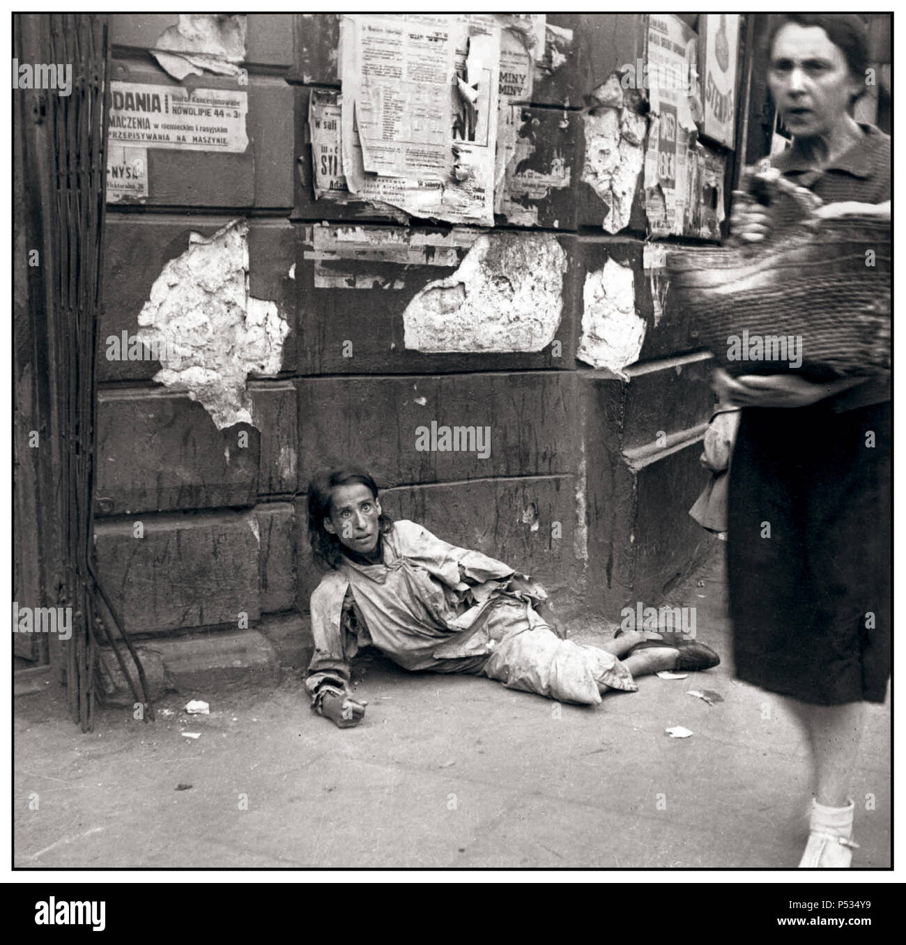 Ghetto de varsovie des années 1940 Banque de photographies et d’images ...