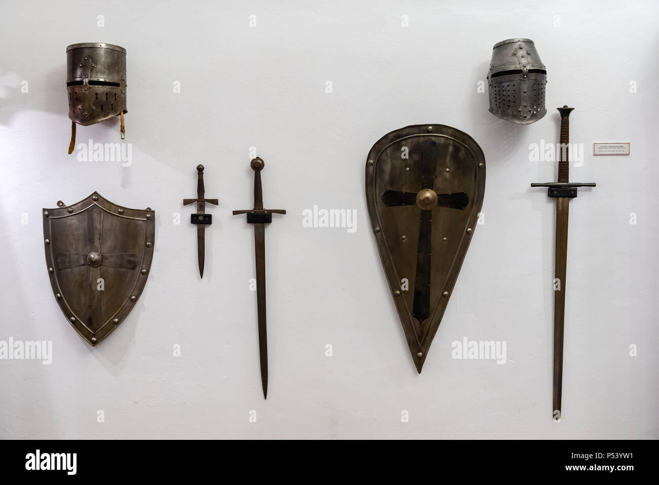 Armes du moyen age Banque de photographies et d’images à haute ...