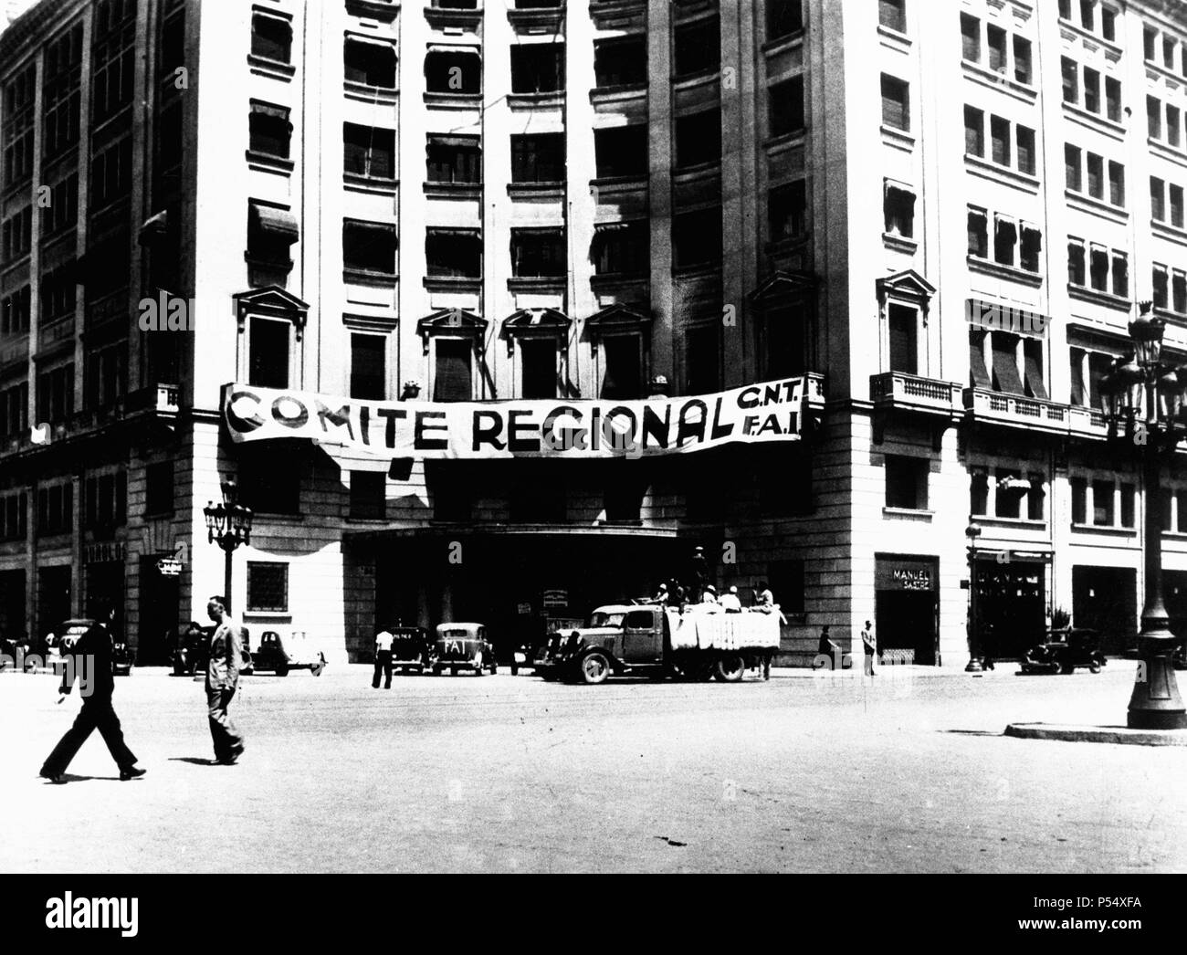 Guerra Civil Española (1936-1939). Sede del Comité régional de la CNT ...