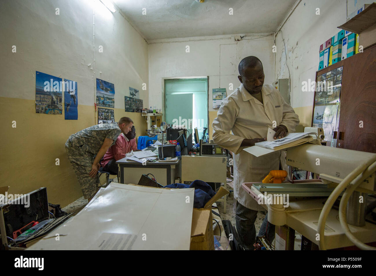 Biomedical maintenance Banque de photographies et d’images à haute ...