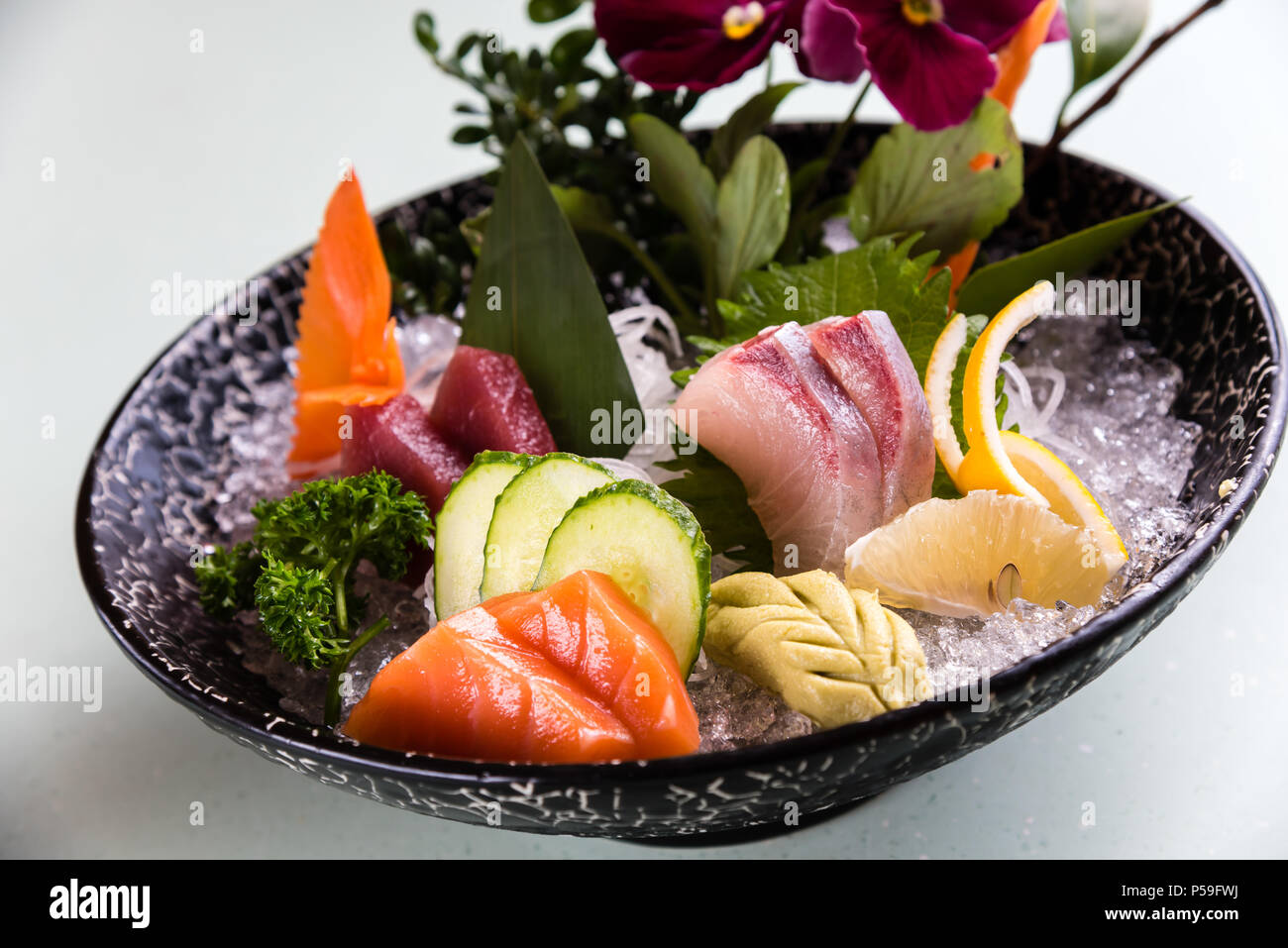 Sweet shrimp sashimi Banque de photographies et d’images à haute ...