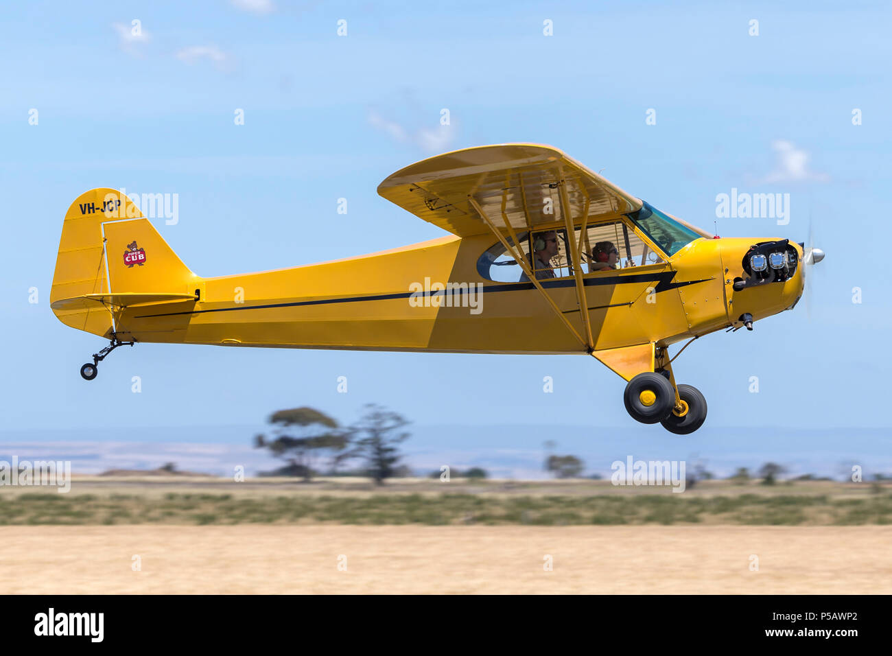 Piper cub j3 Banque de photographies et d’images à haute résolution - Alamy