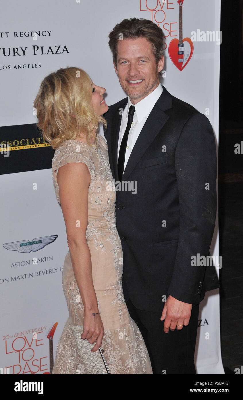 Anne Heche et James Tupper mari arrivant à la 20e Ann. La race pour ...