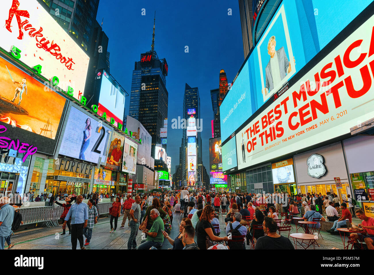 Quartier De La Rue Principale Banque d'image et photos - Alamy