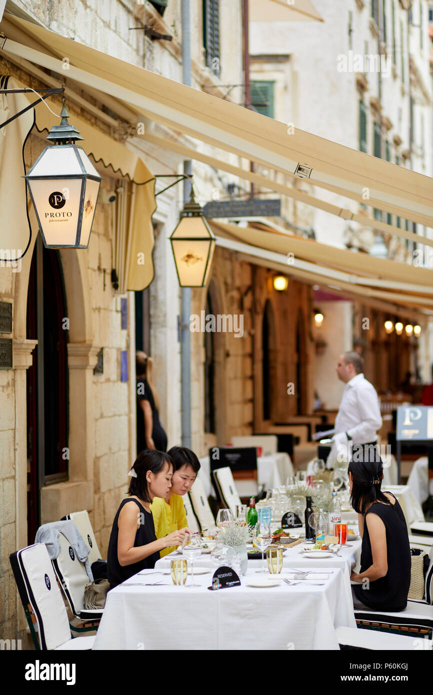 Croatian cafe Banque de photographies et d’images à haute résolution ...