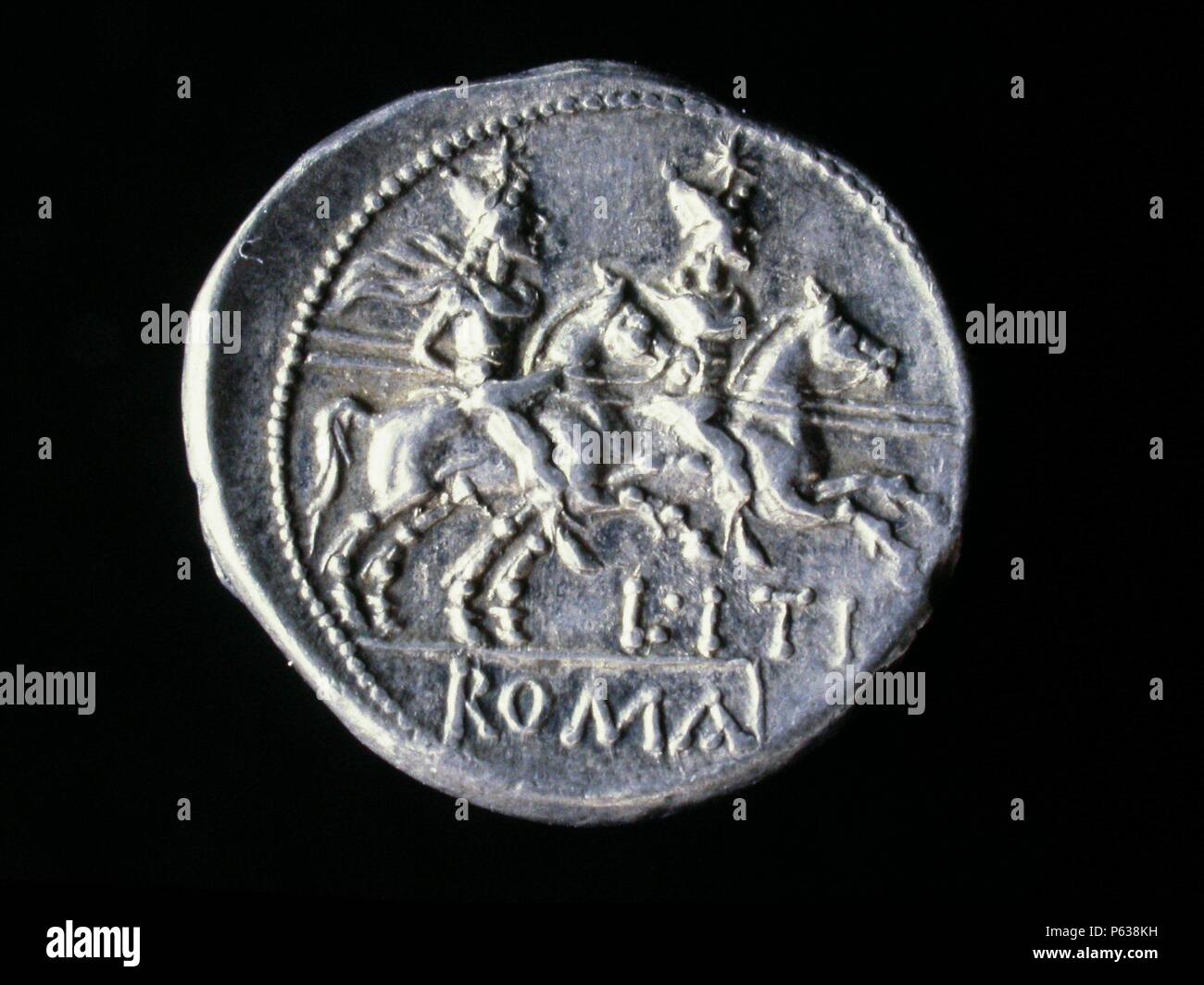 NUMISMATICA. MONEDA REPUBLICA ROMANA. DENARIO DE PLATA, DE LA FAMILIA ...