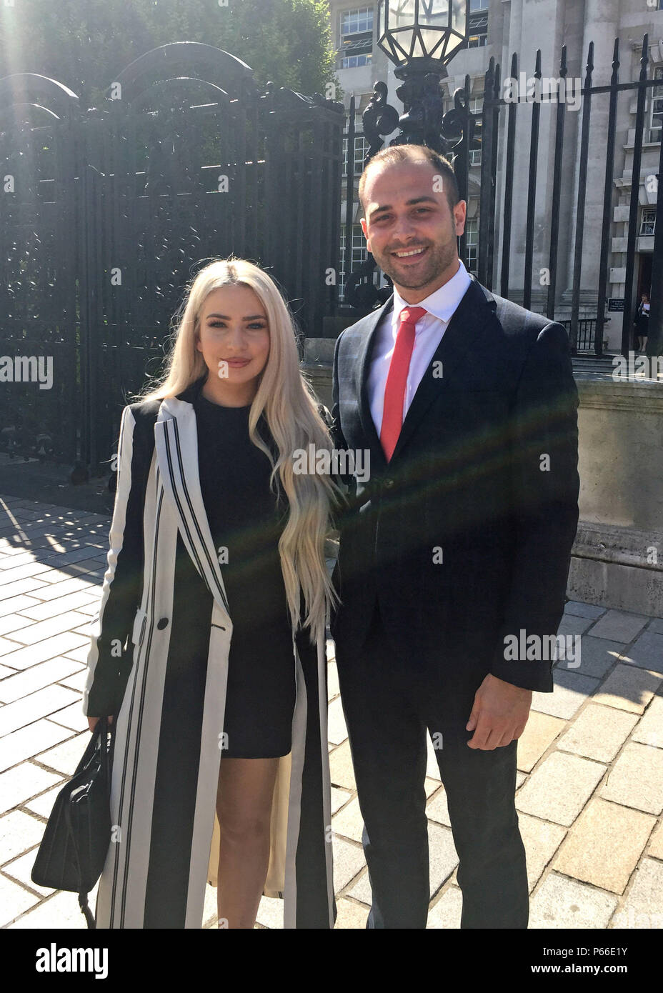 Laura lacole Banque de photographies et d’images à haute résolution - Alamy