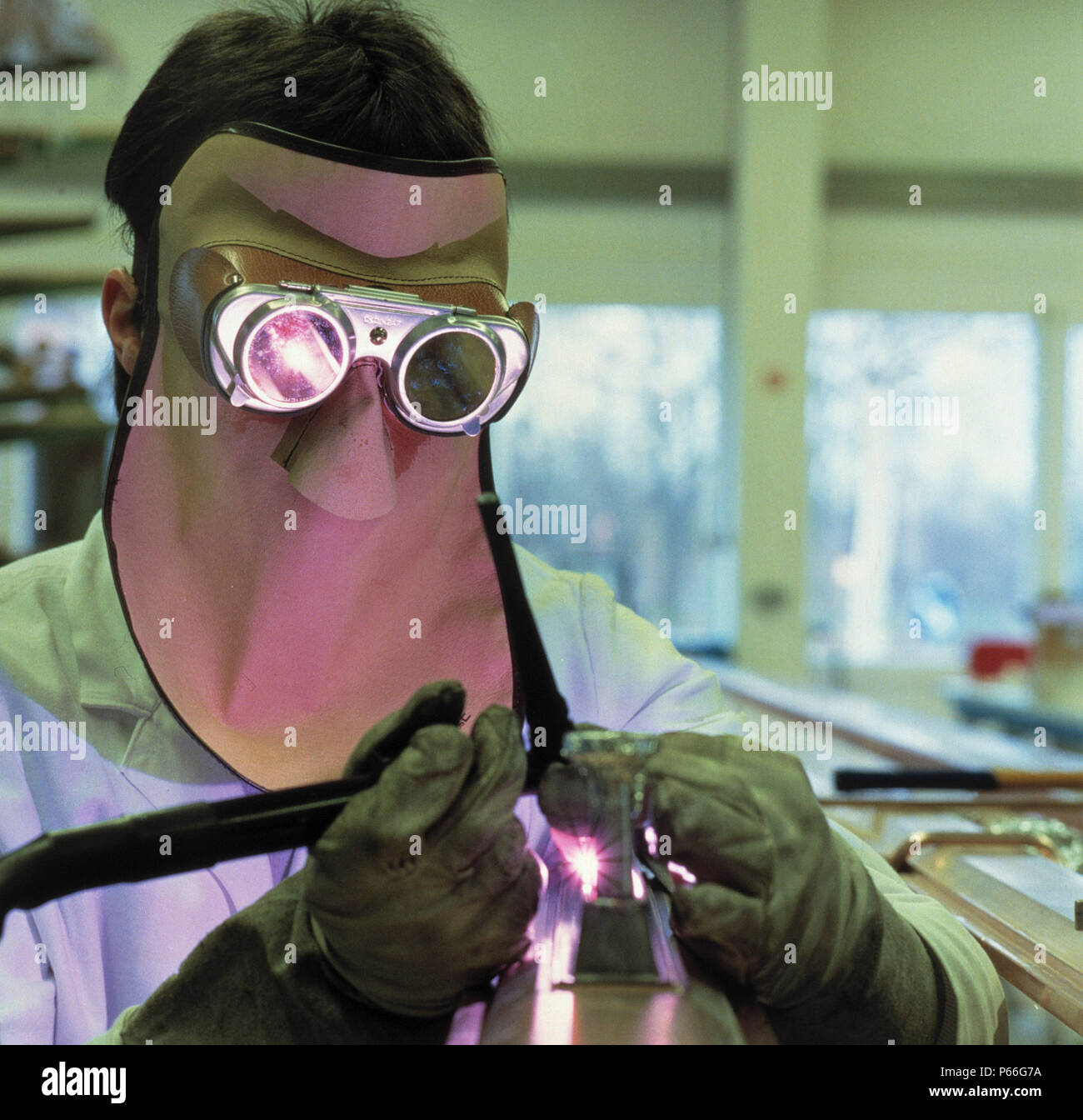 Soudage par points Banque de photographies et d’images à haute ...