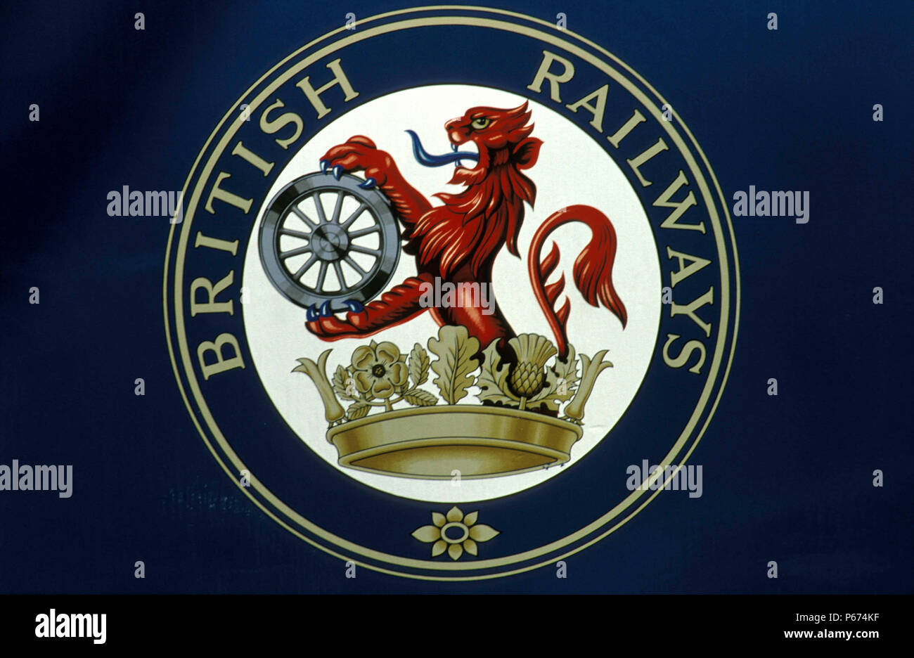 British railways lion wheel logo Banque de photographies et d’images à ...