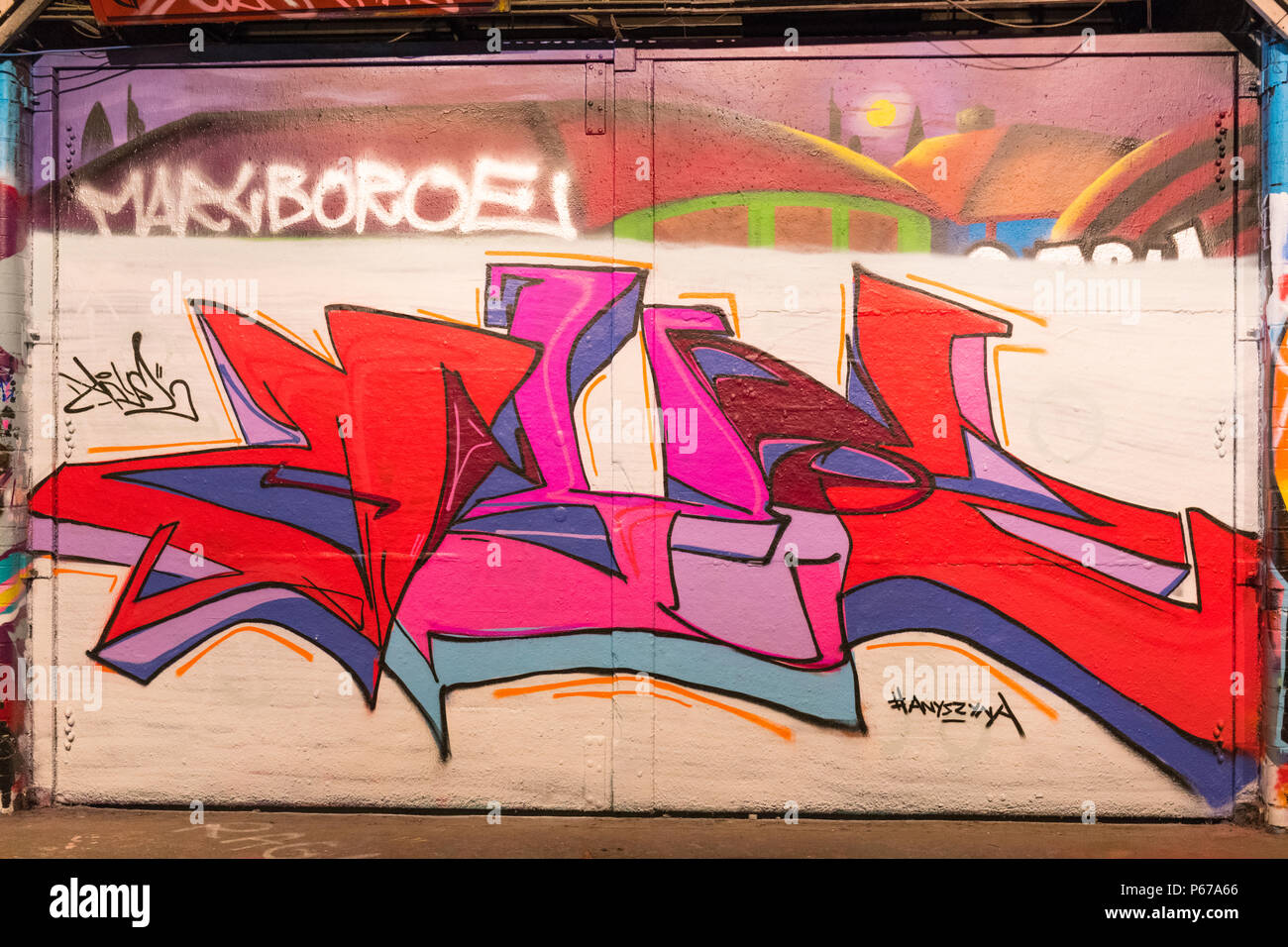 Script letters Banque de photographies et d’images à haute résolution ...