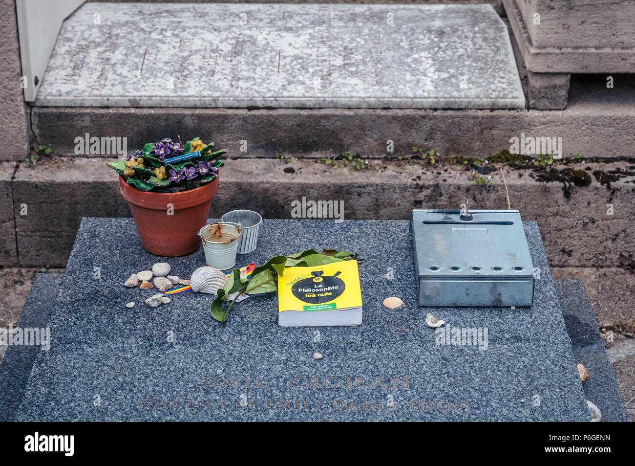 Emil cioran Banque de photographies et d’images à haute résolution - Alamy