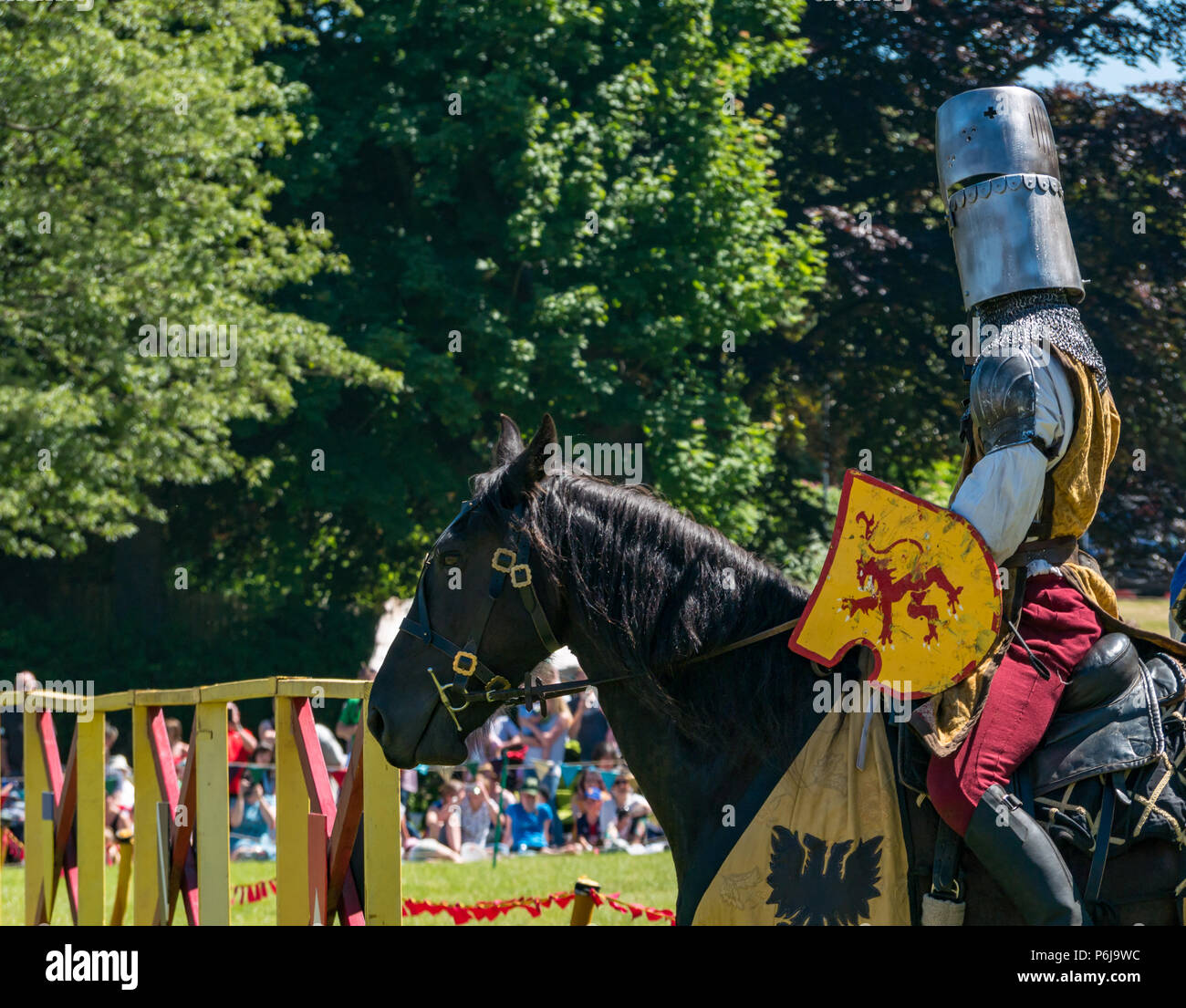Joute Cheval Médiéval Banque d'image et photos - Alamy