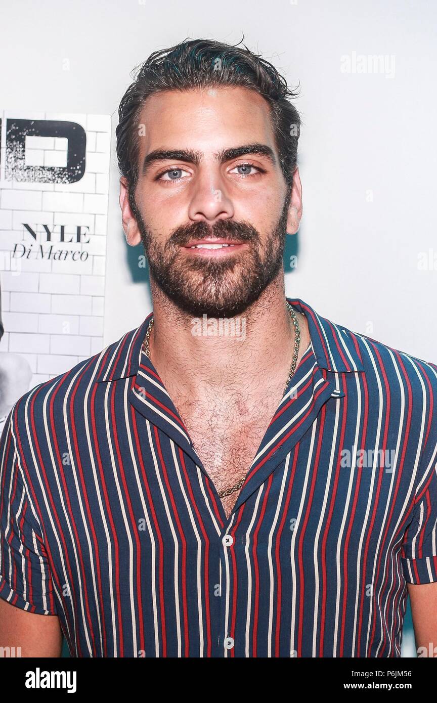 Nyle dimarco Banque de photographies et d’images à haute résolution - Alamy