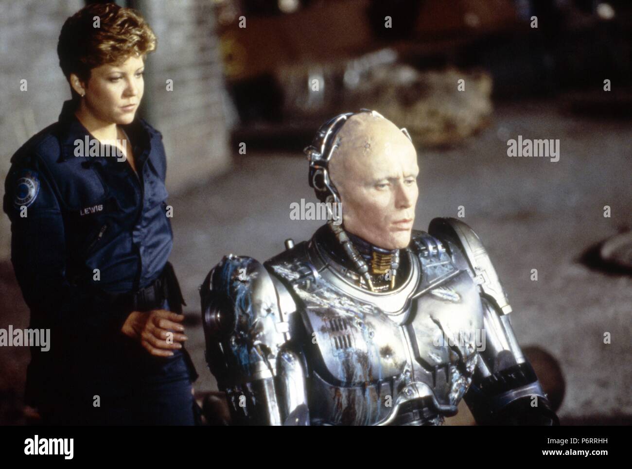 Robocop 1987 Nancy Allen Banque d'image et photos - Alamy