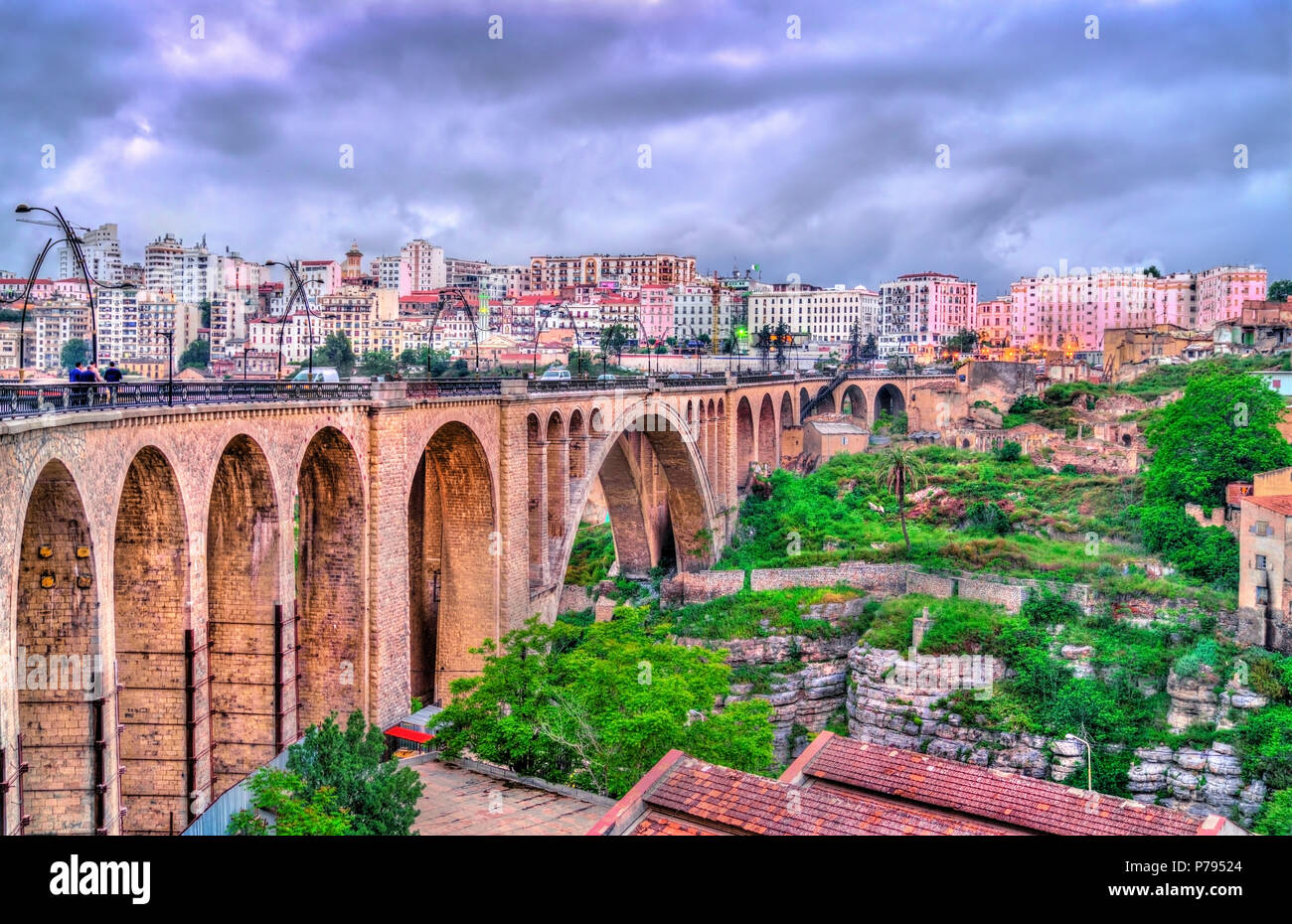 Le viaduc de sidi rached Banque de photographies et d’images à haute ...