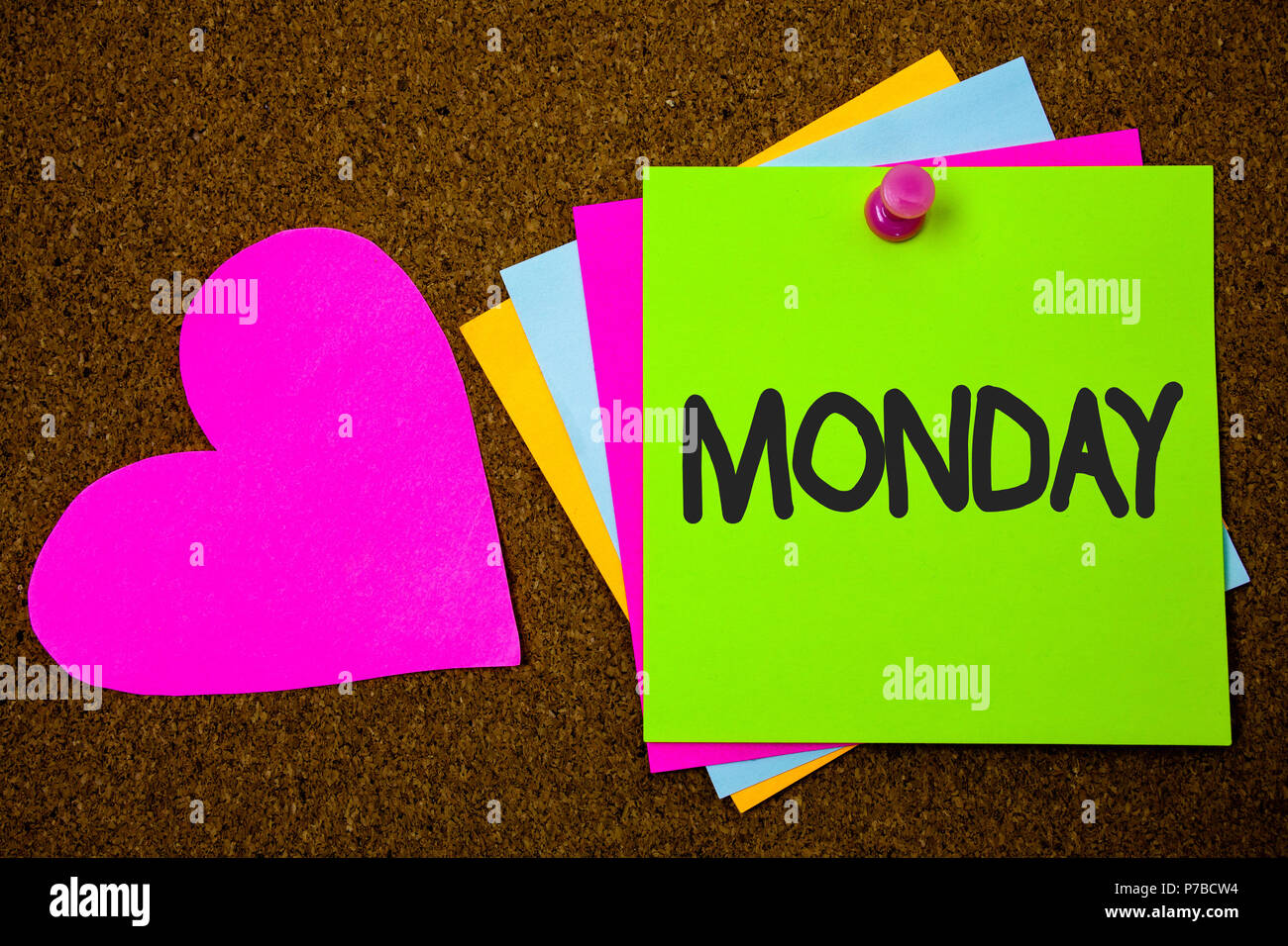 Texte de l'écriture écrit lundi. Sens Concept Premier jour de la ...