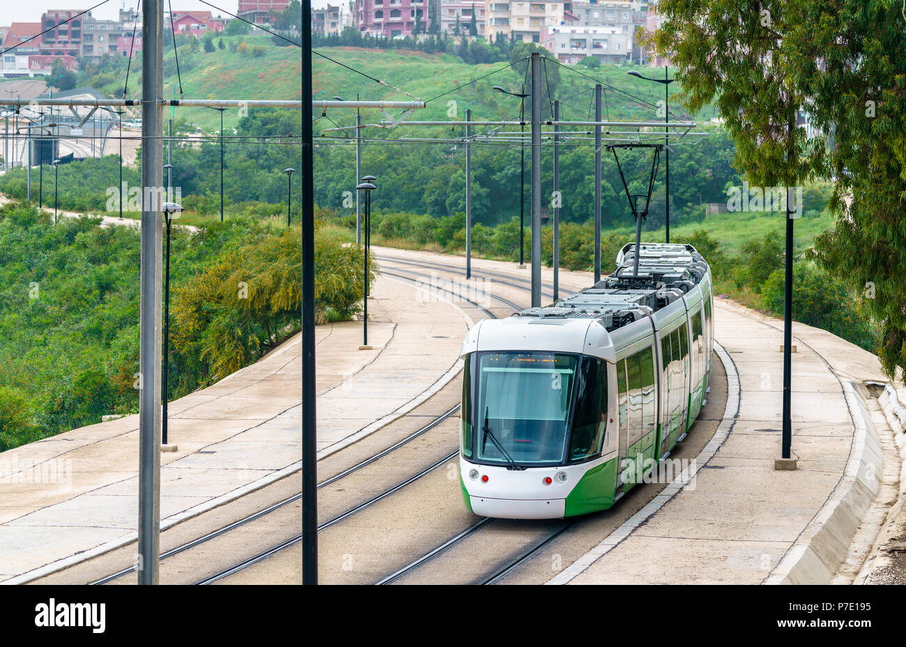 Le tramway de la ville de Constantine, Algérie Photo Stock - Alamy