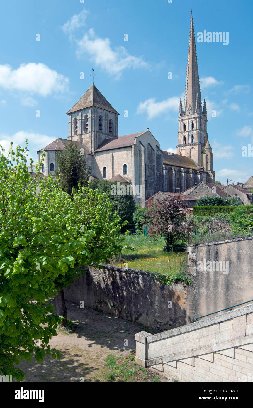 St savin abbey Banque de photographies et d’images à haute résolution ...
