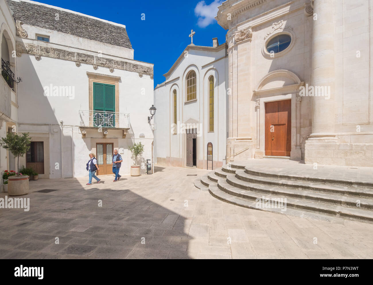 Bari (Pouilles, Italie) - La magnifique ville blanche dans la province ...