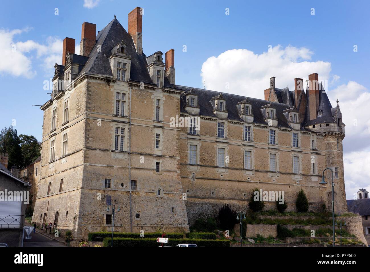 Château de DURTAL (CHÂTEAU DE DURTAL) . DURTAL, FRANCIA Photo Stock - Alamy