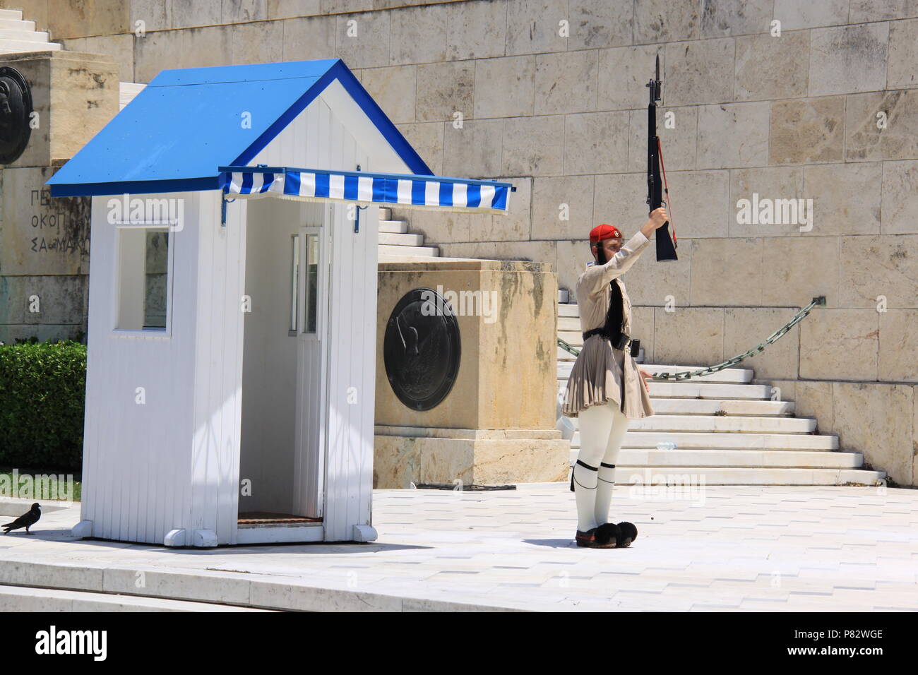 L'évolution de la Garde de cérémonie (élite Evzone soldats) à la Maison ...