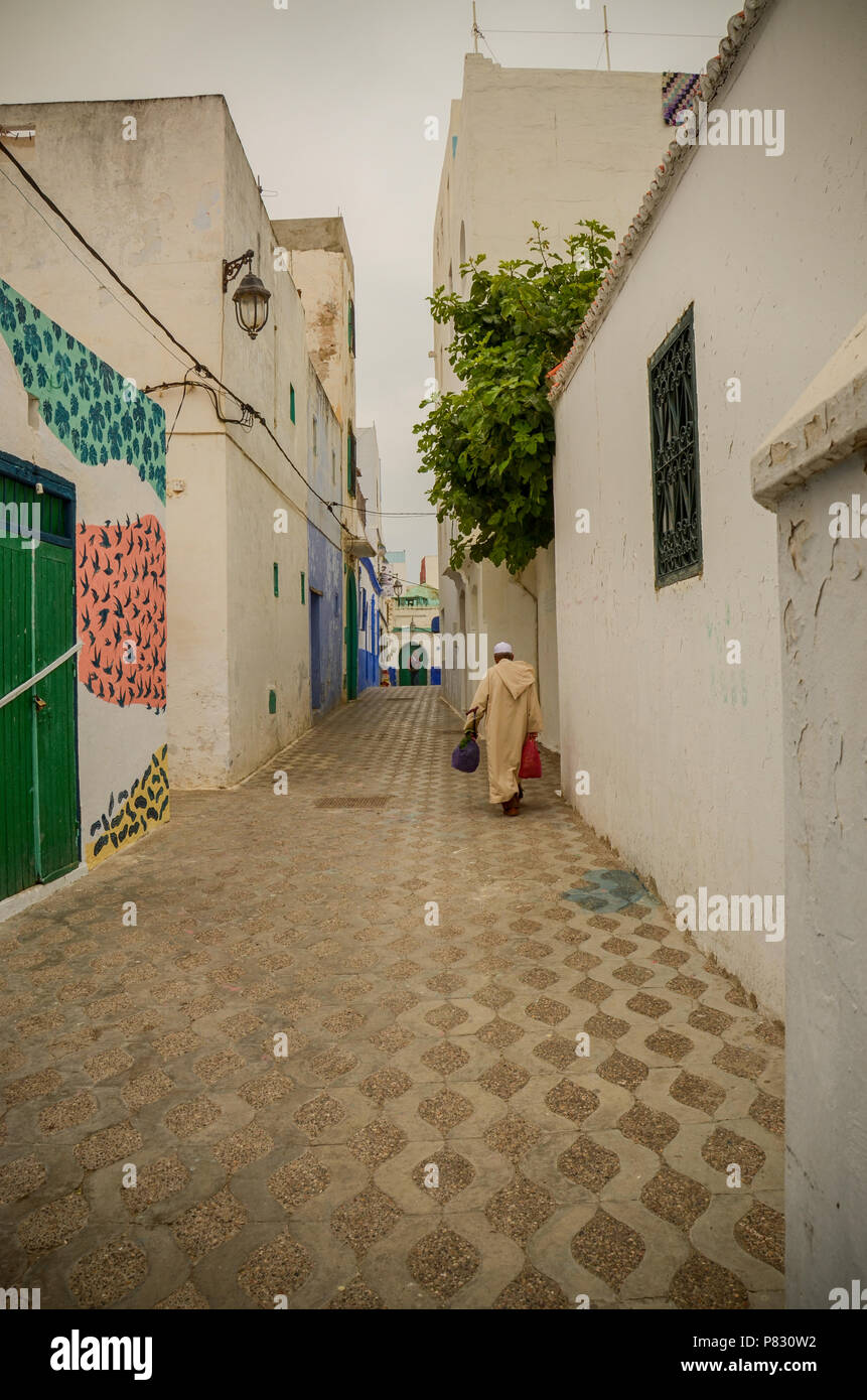 Asilah souk Banque de photographies et d’images à haute résolution - Alamy