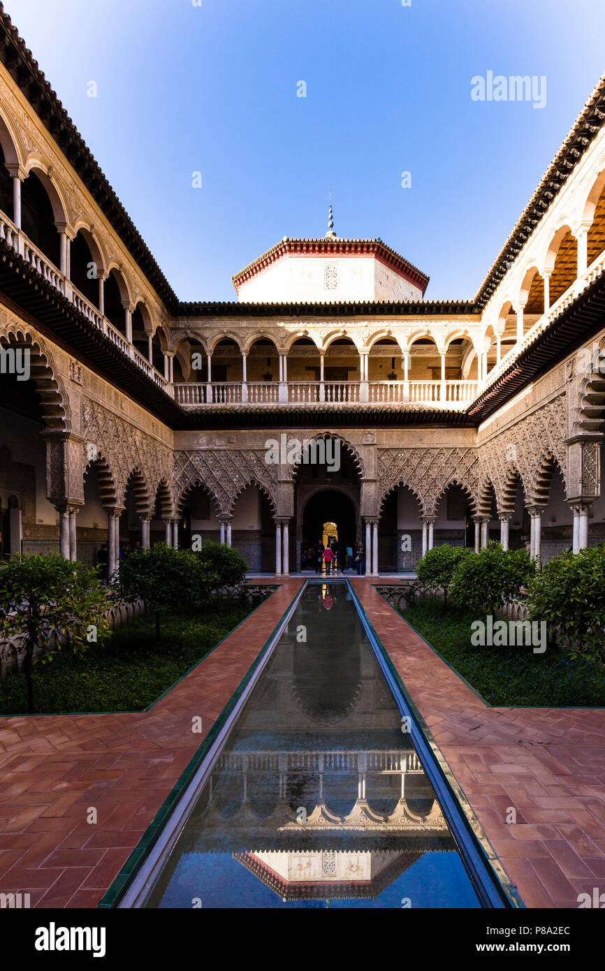 Cuarto real alto Banque de photographies et d’images à haute résolution ...