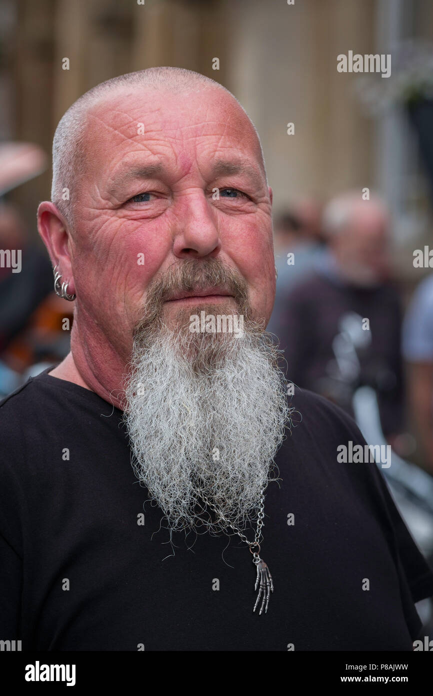 Goatee beard Banque de photographies et d’images à haute résolution - Alamy