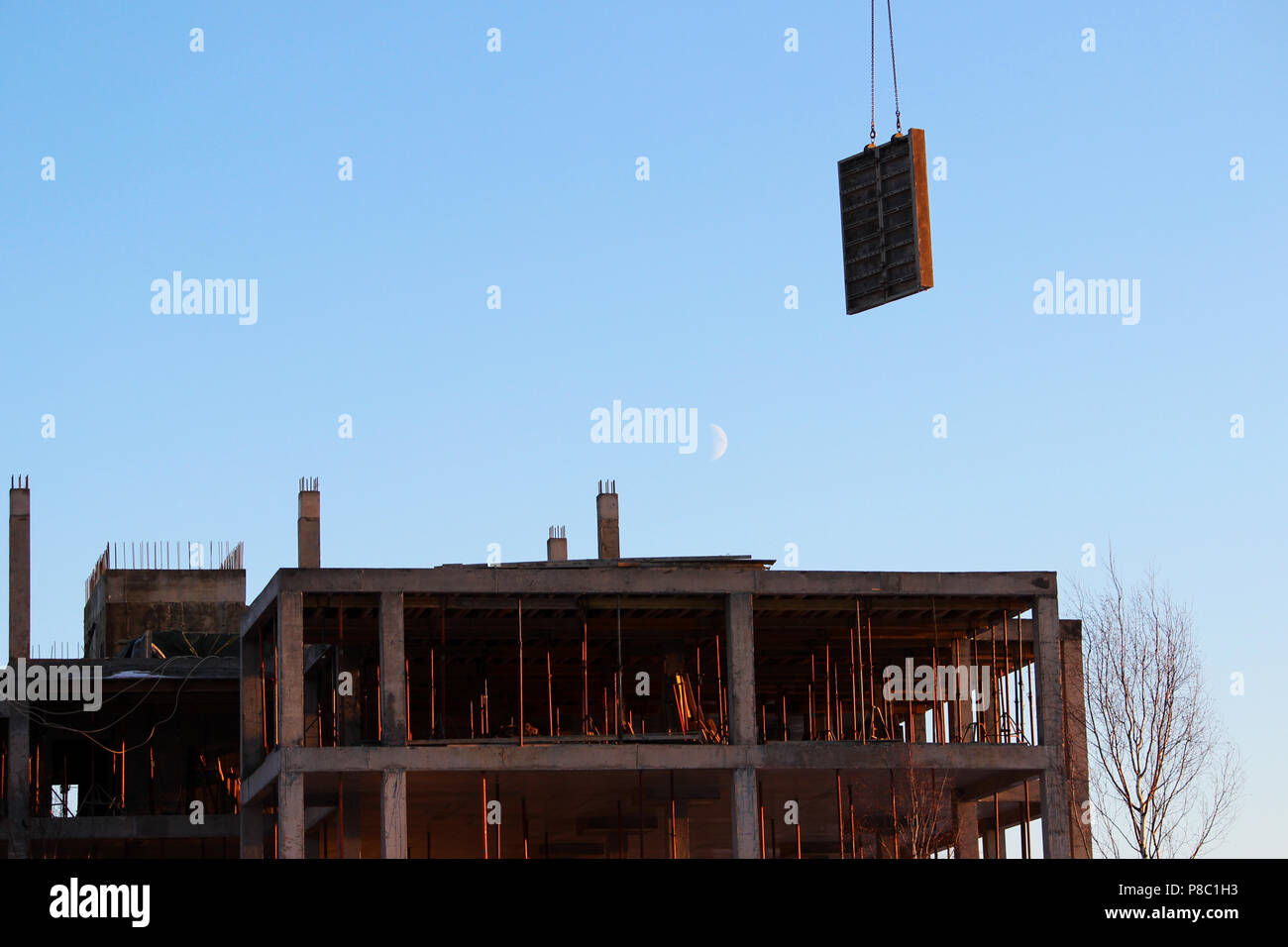 Coffrage de béton monolithique rack télescopique dans la construction d ...