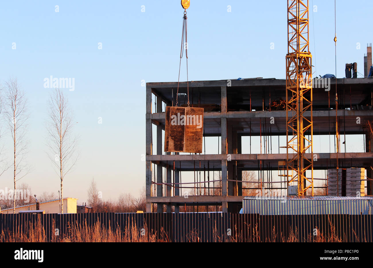 Coffrage de béton monolithique rack télescopique dans la construction d ...