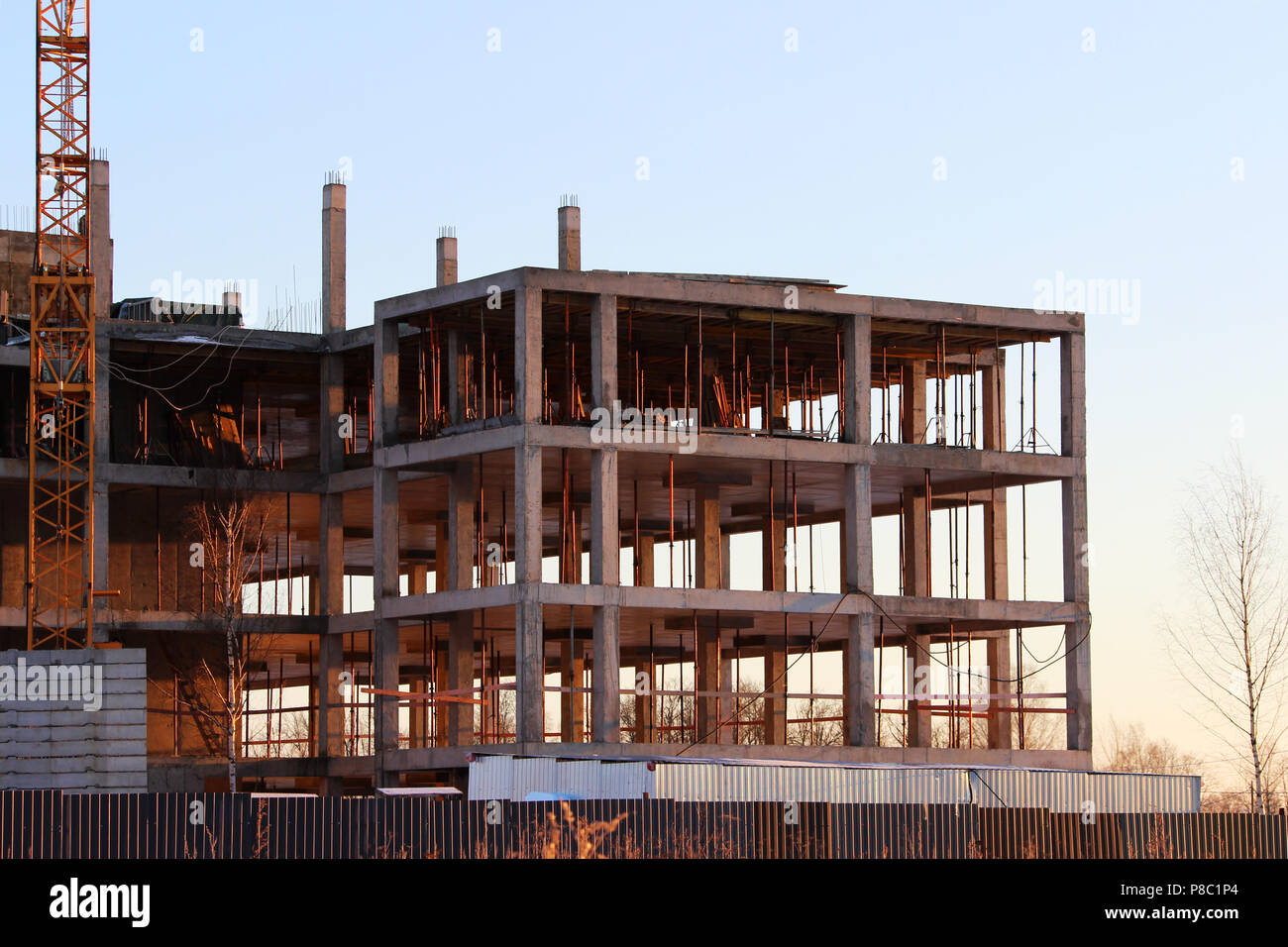 Coffrage de béton monolithique rack télescopique dans la construction d ...
