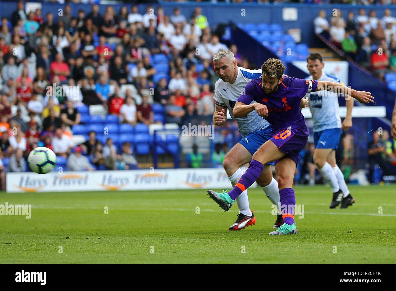 Adam Lallana de Liverpool tire et marque son 3e but des équipes. La pré ...